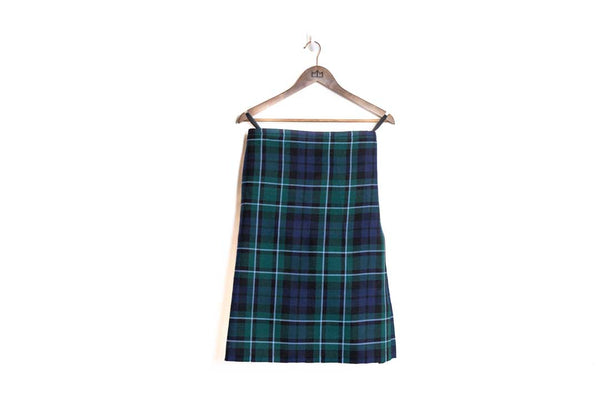 Only Worn Once MacCallum Modern Kilt – MacGregor and MacDuff